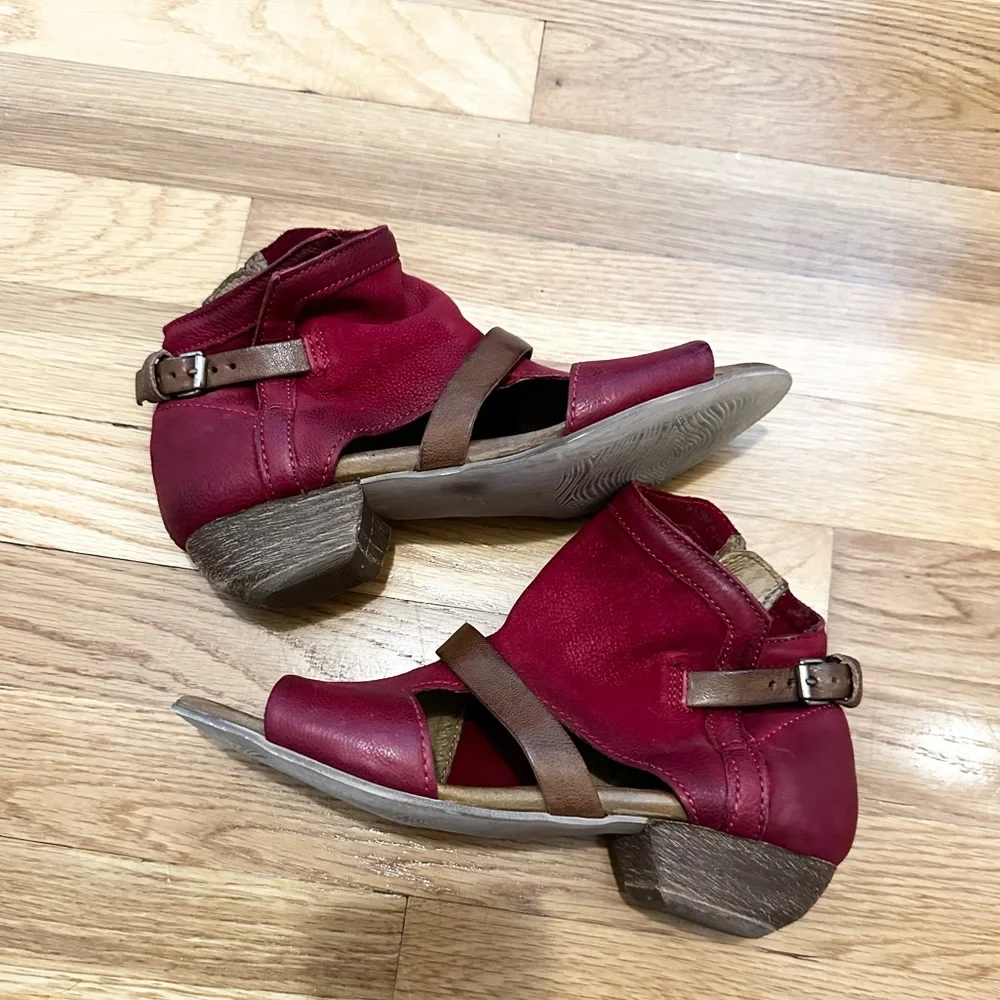Miz Mooz | Shoes | Miz Mooz Carter Mini Heel In Cherry | Poshmark